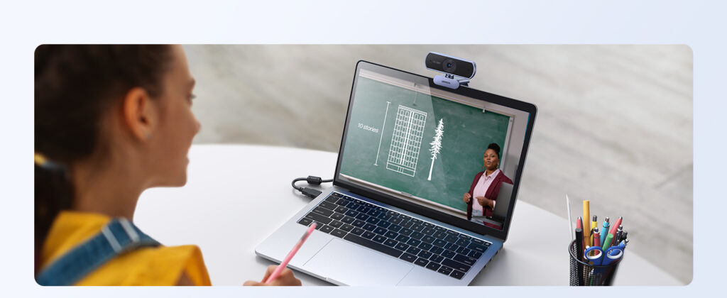 UGREEN 15728 Full HD USB Web Camera with Microphone Plug and Play